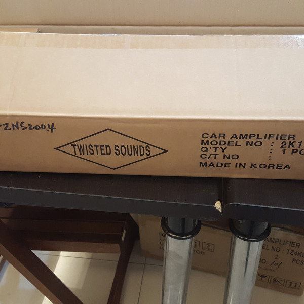최상위 TWISTED SOUND 200와트4채널앰프 + 얼티메이텀 3800D 우퍼전용 앰프 패키지